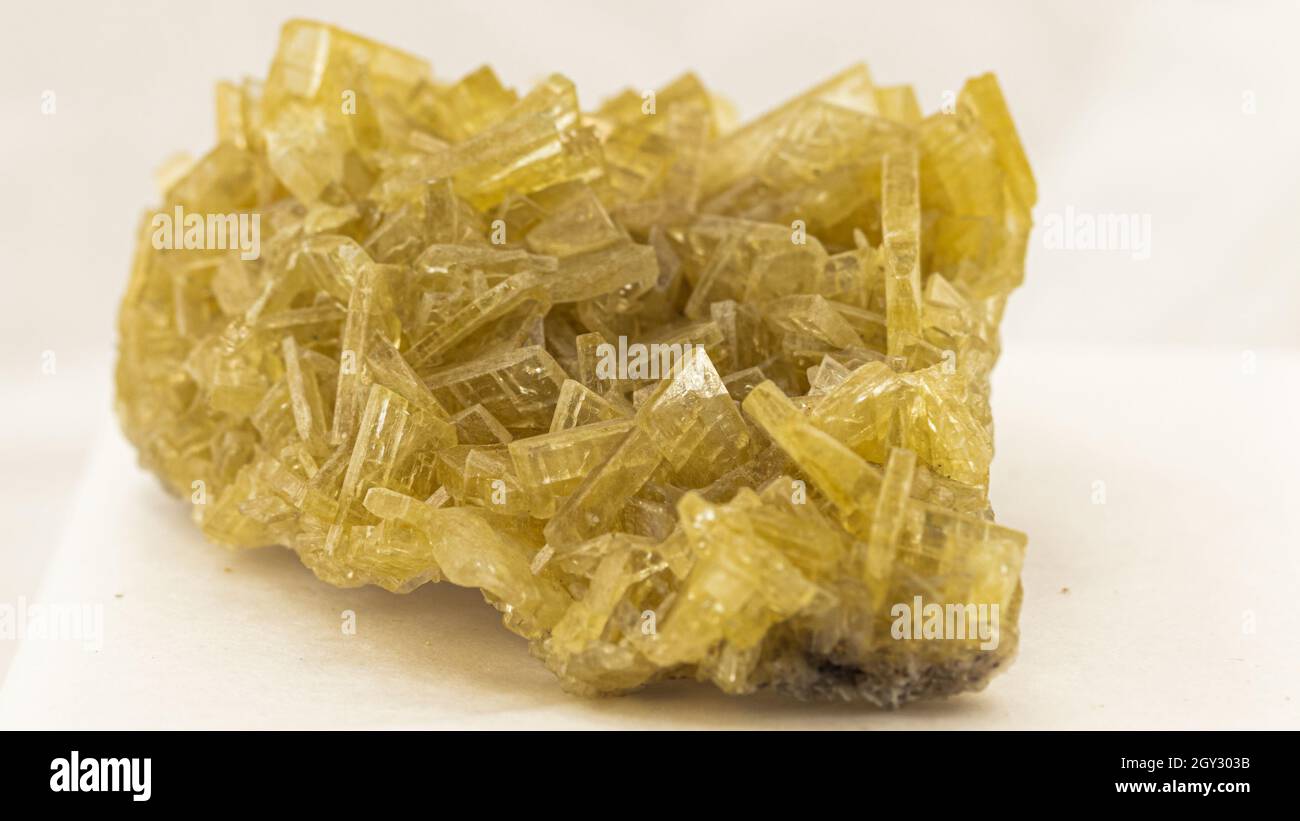 yellow barite mineral sample Stock Photo - Alamy