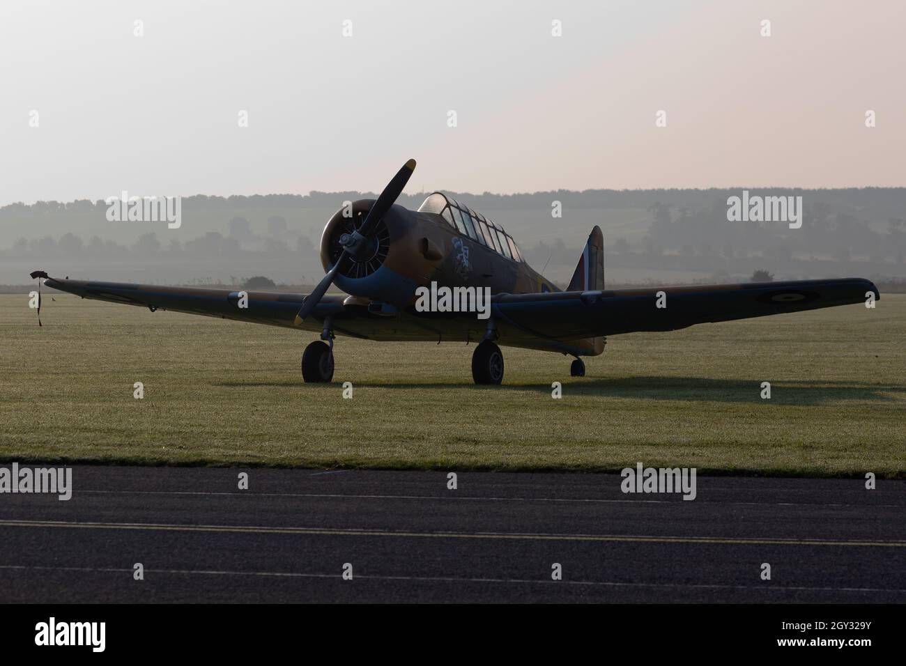 Harvard raf hi-res stock photography and images - Alamy