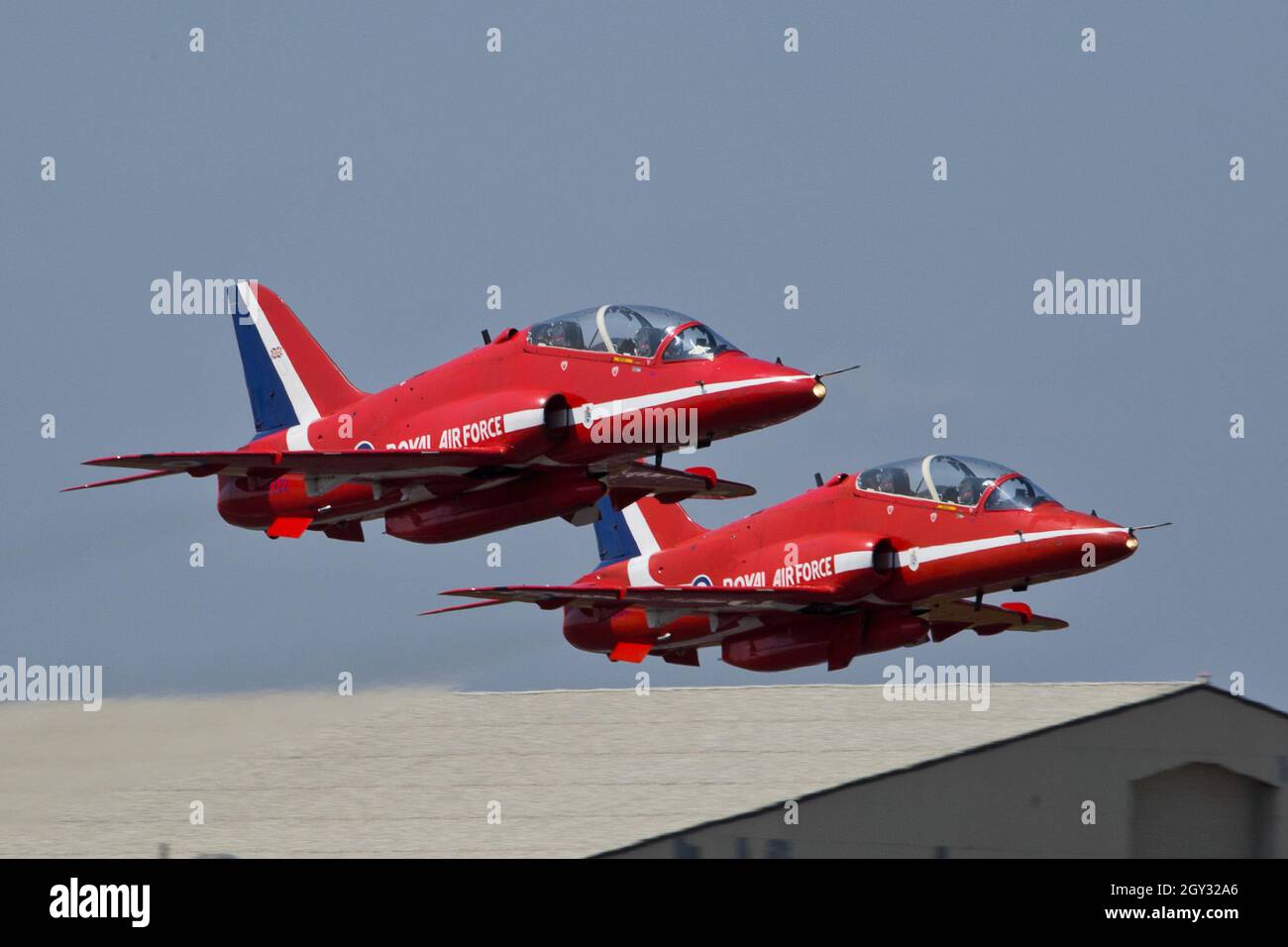Red arrows hawk t1 hi-res stock photography and images - Alamy