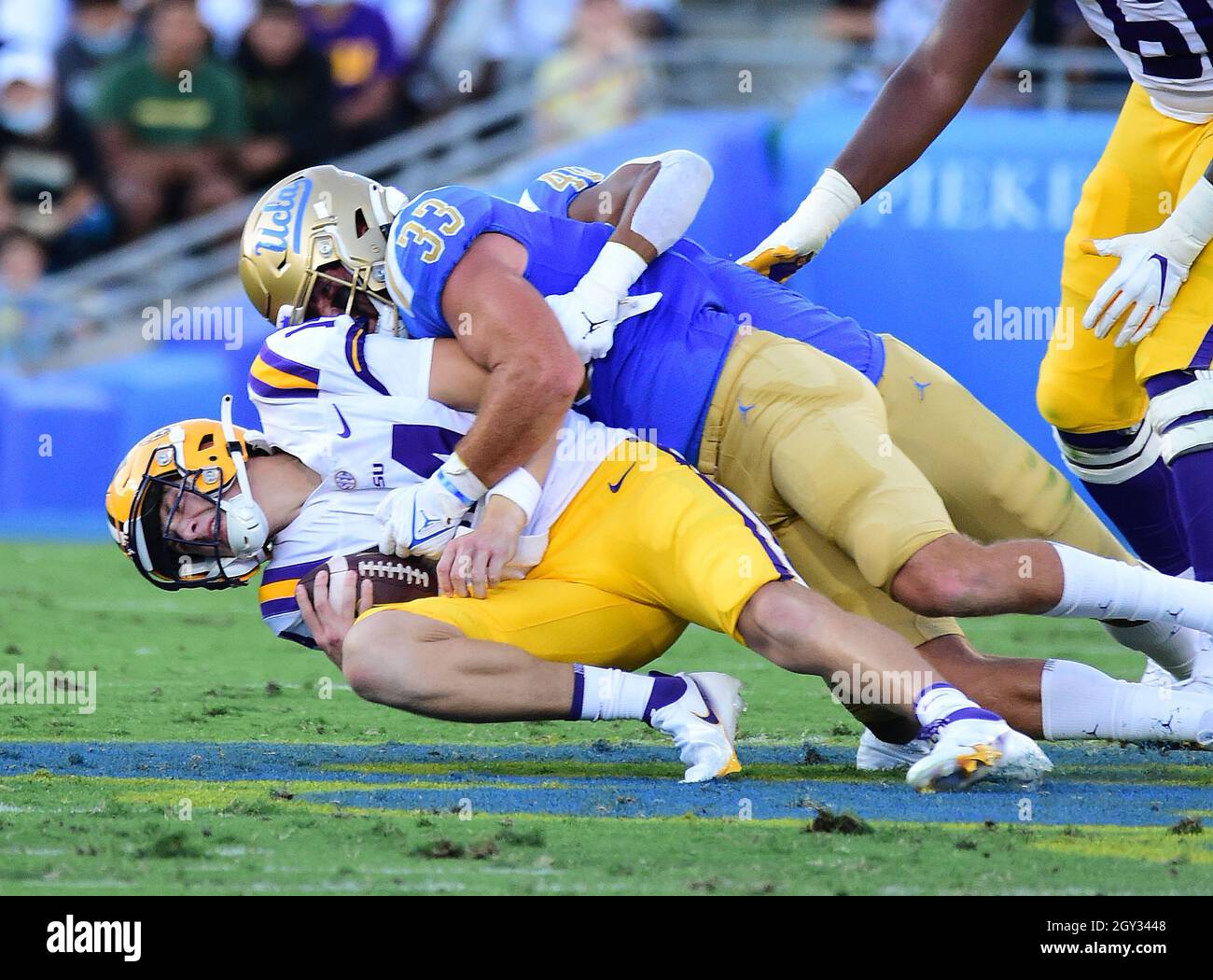 Pasadena, CA. 4th Sep, 2021. UCLA Bruins linebacker (33) Bo Calvert in ...