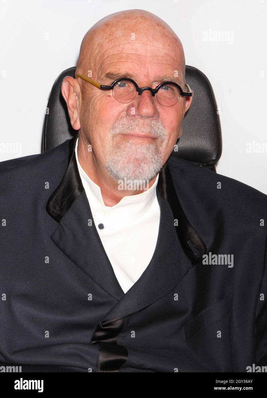 Chuck close hi-res stock photography and images - Alamy