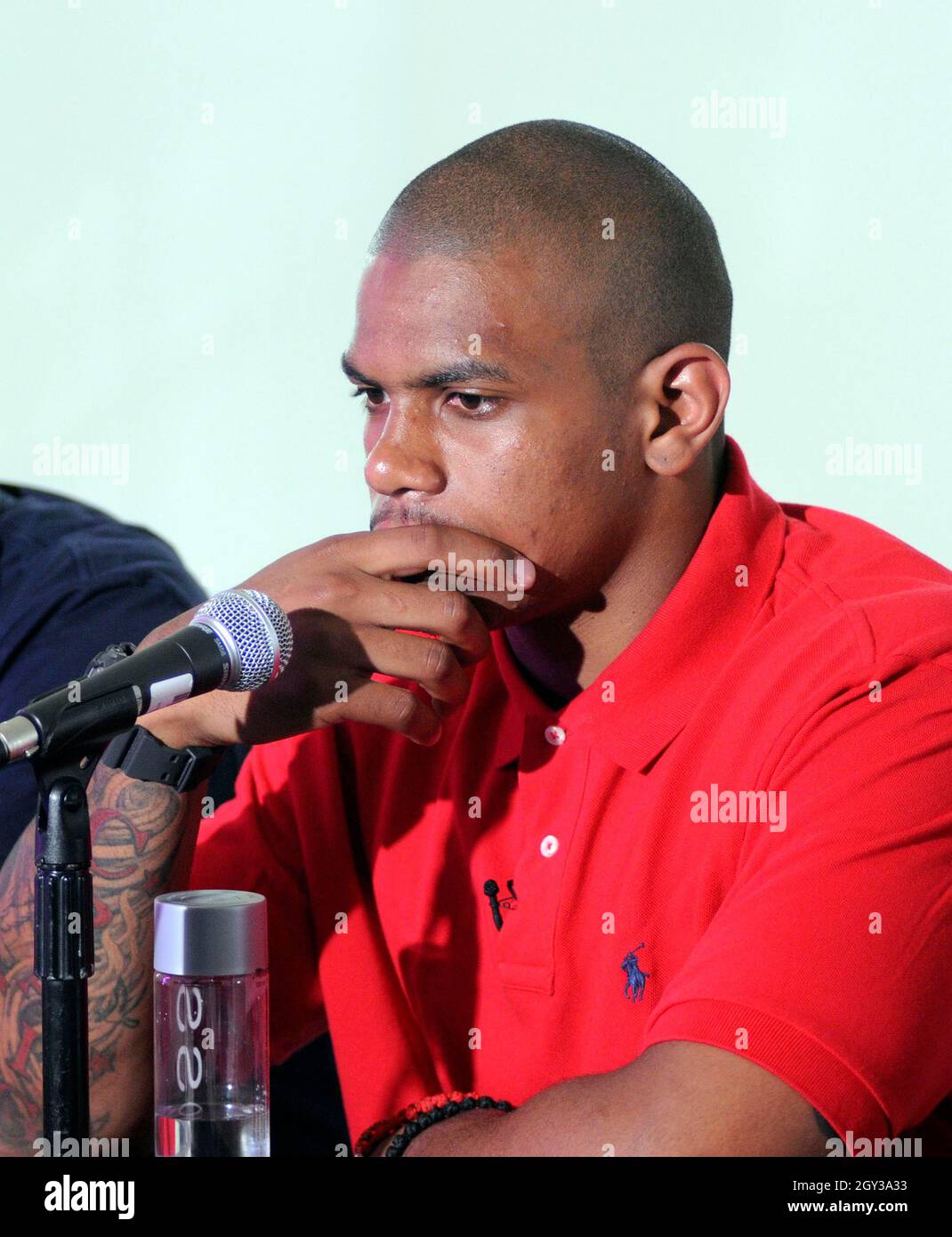 Drew rosenhaus hi-res stock photography and images - Alamy