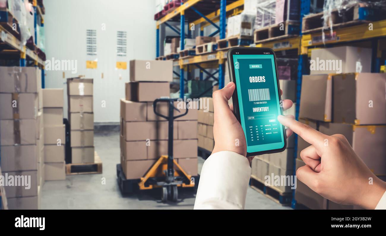 Real time monitoring technology hi-res stock photography and images - Alamy