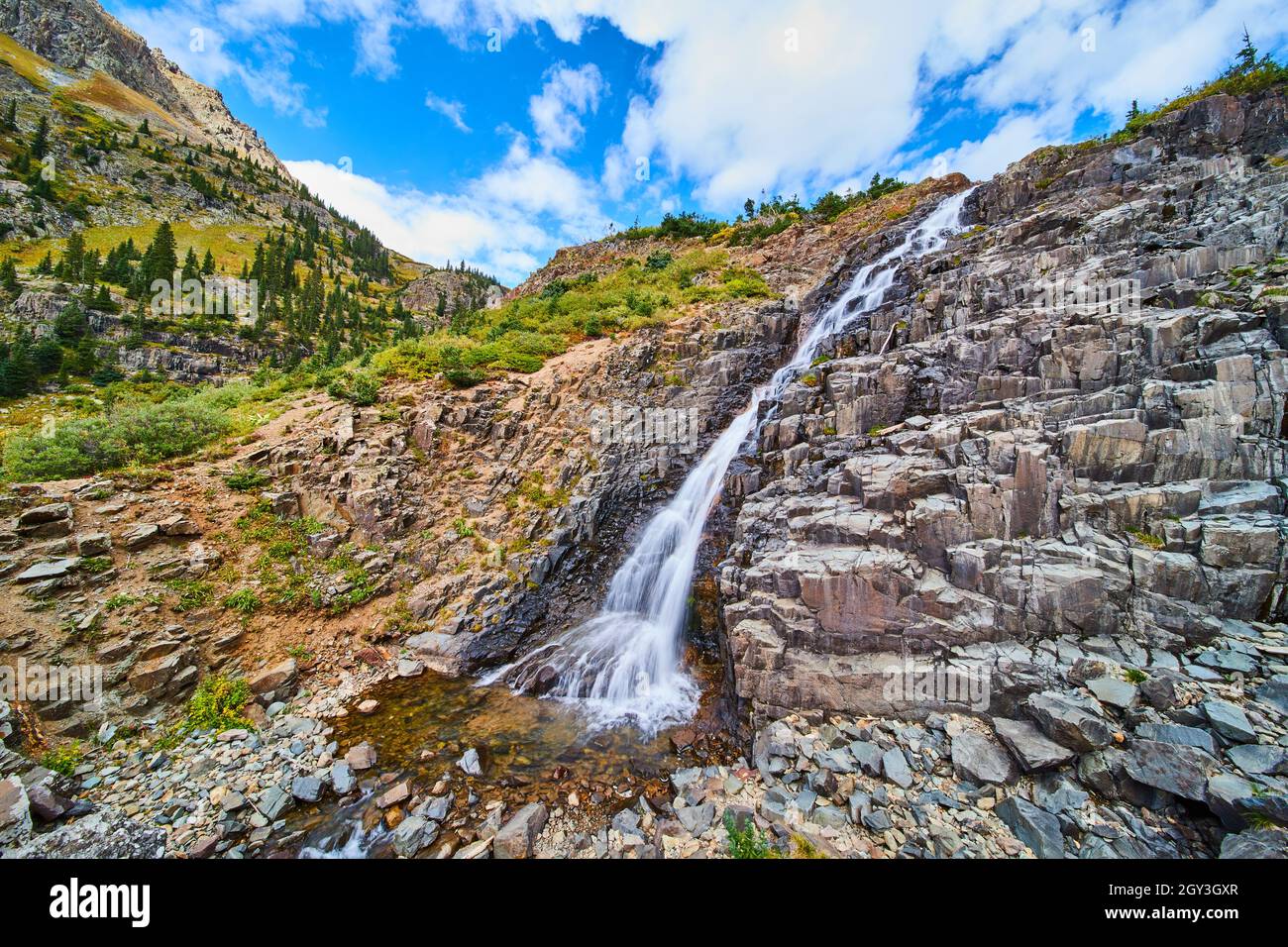 Spiky rocks hi-res stock photography and images - Alamy