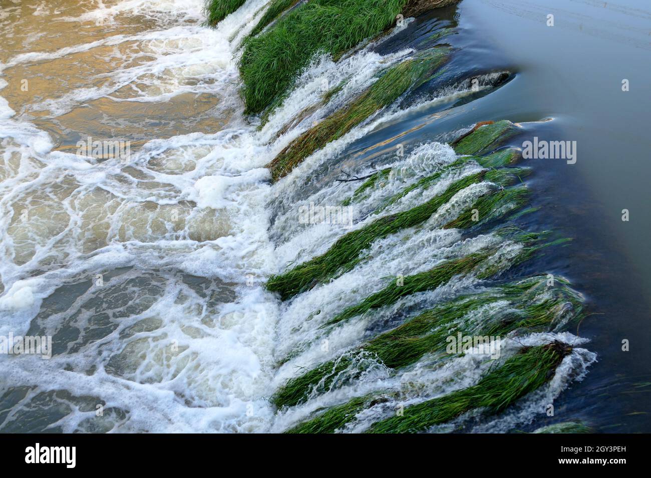 Fishing Weirs High Resolution Stock Photography and Images - Alamy