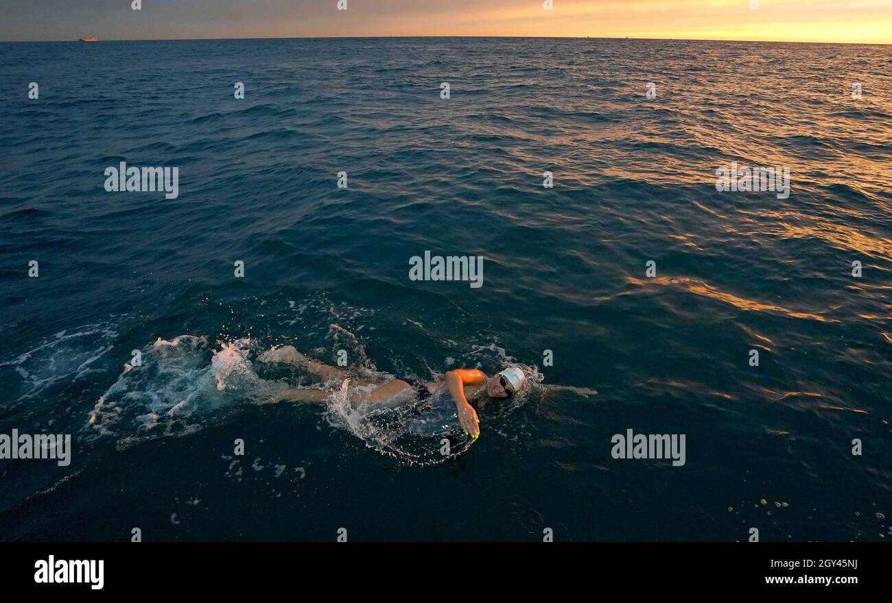 Australian endurance swimmer Chloe McCardel approaches France at ...