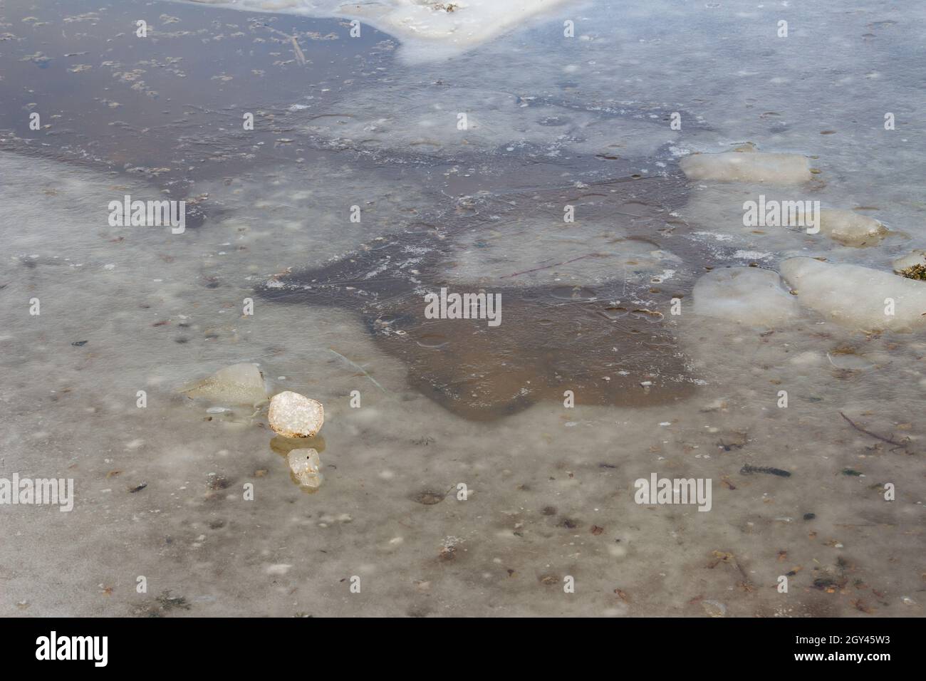 Ice blocks block hi-res stock photography and images - Alamy