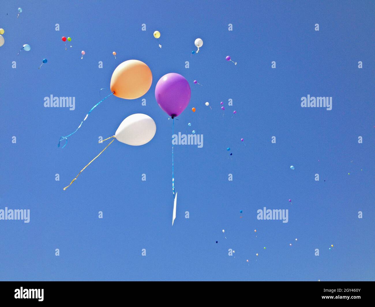 Balloons, wishes, hope Stock Photo - Alamy