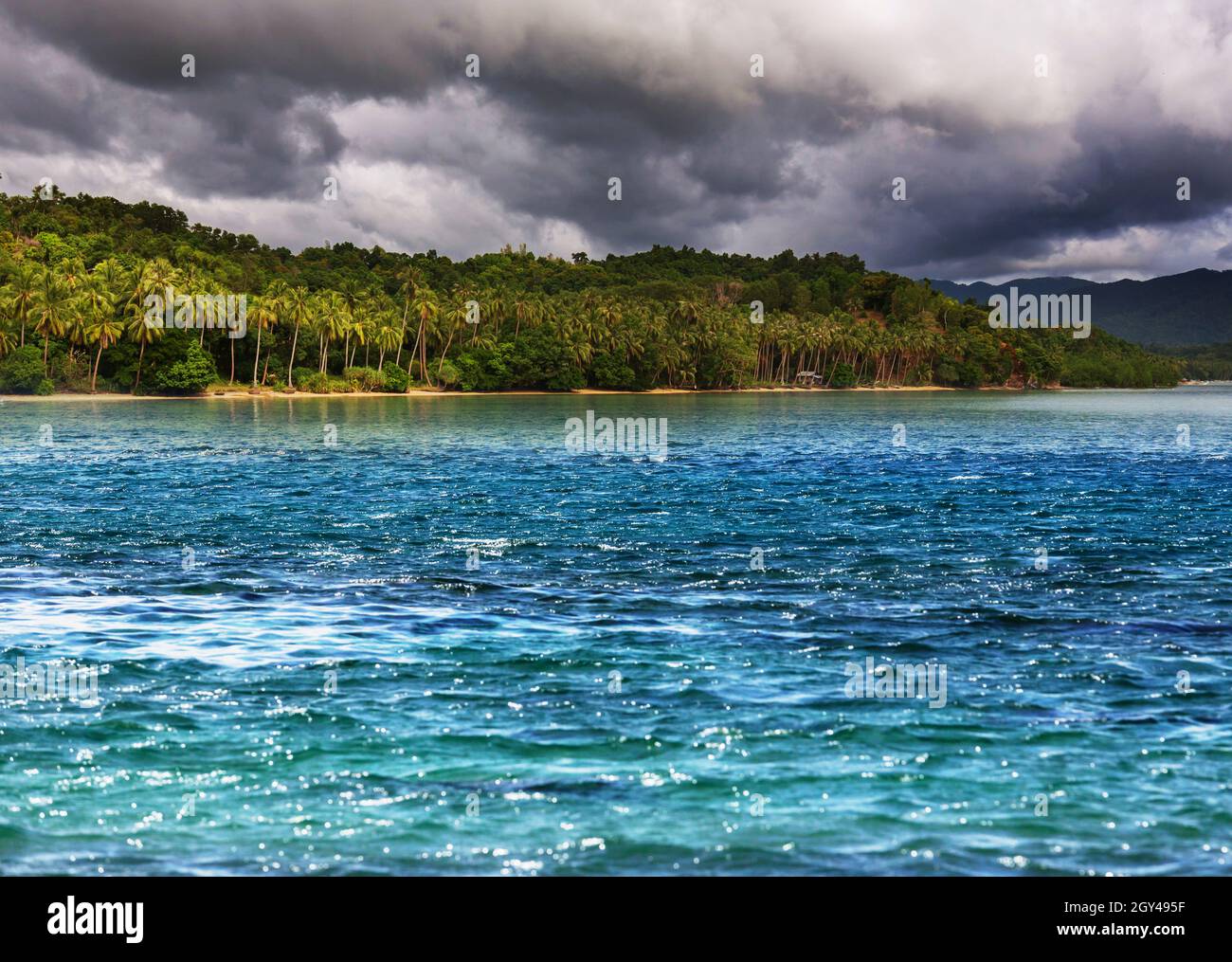 Amazing scenic view of sea bay and mountain islands, Palawan ...