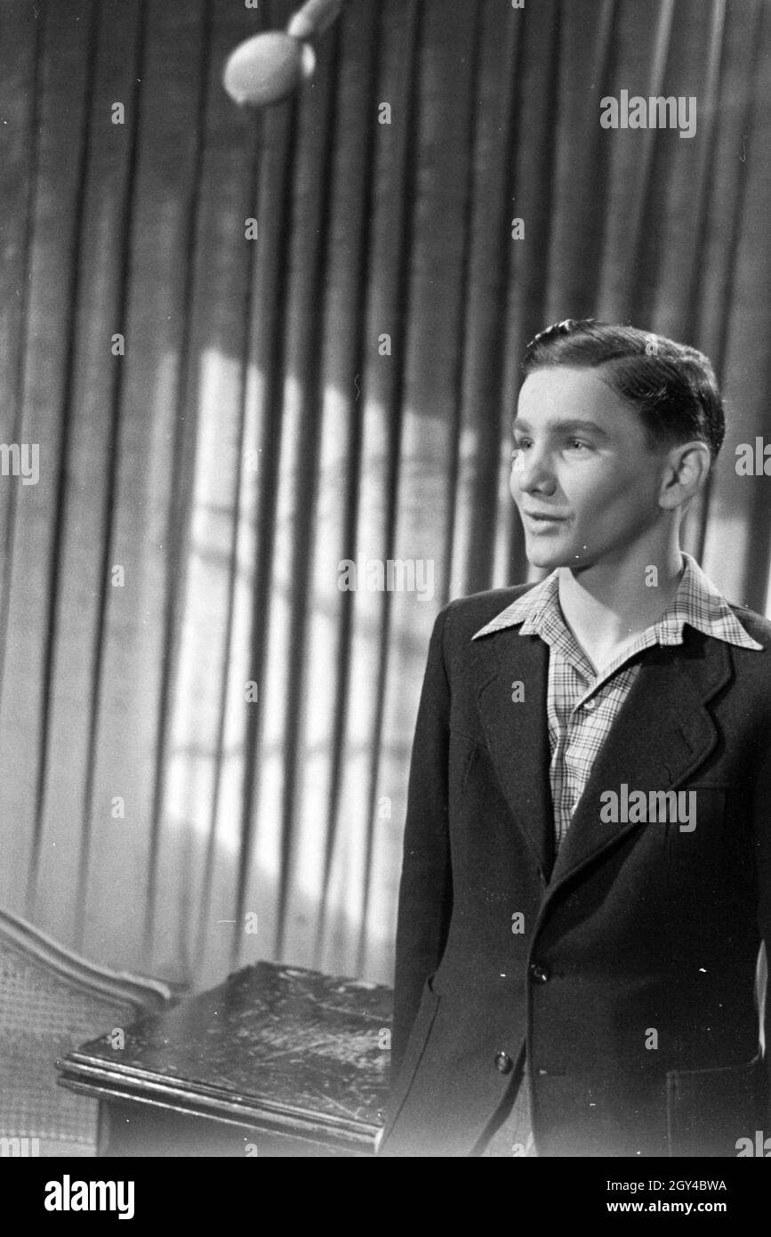 Schauspieler bei Probeaufnahmen für den Film Familienanschluss von Carl ...