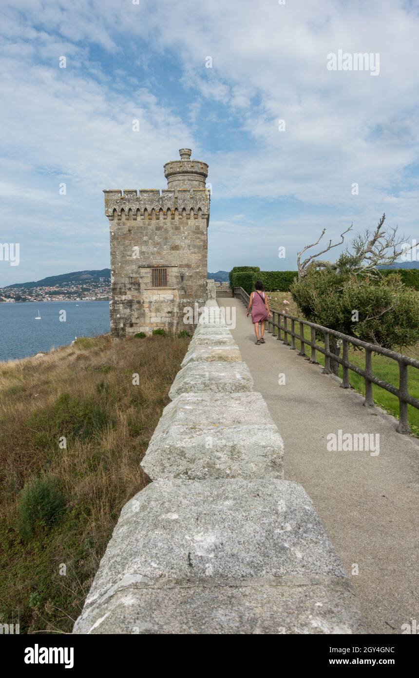 Baiona Spain. View of the Monterreal Castle of Baiona, housing Parador ...