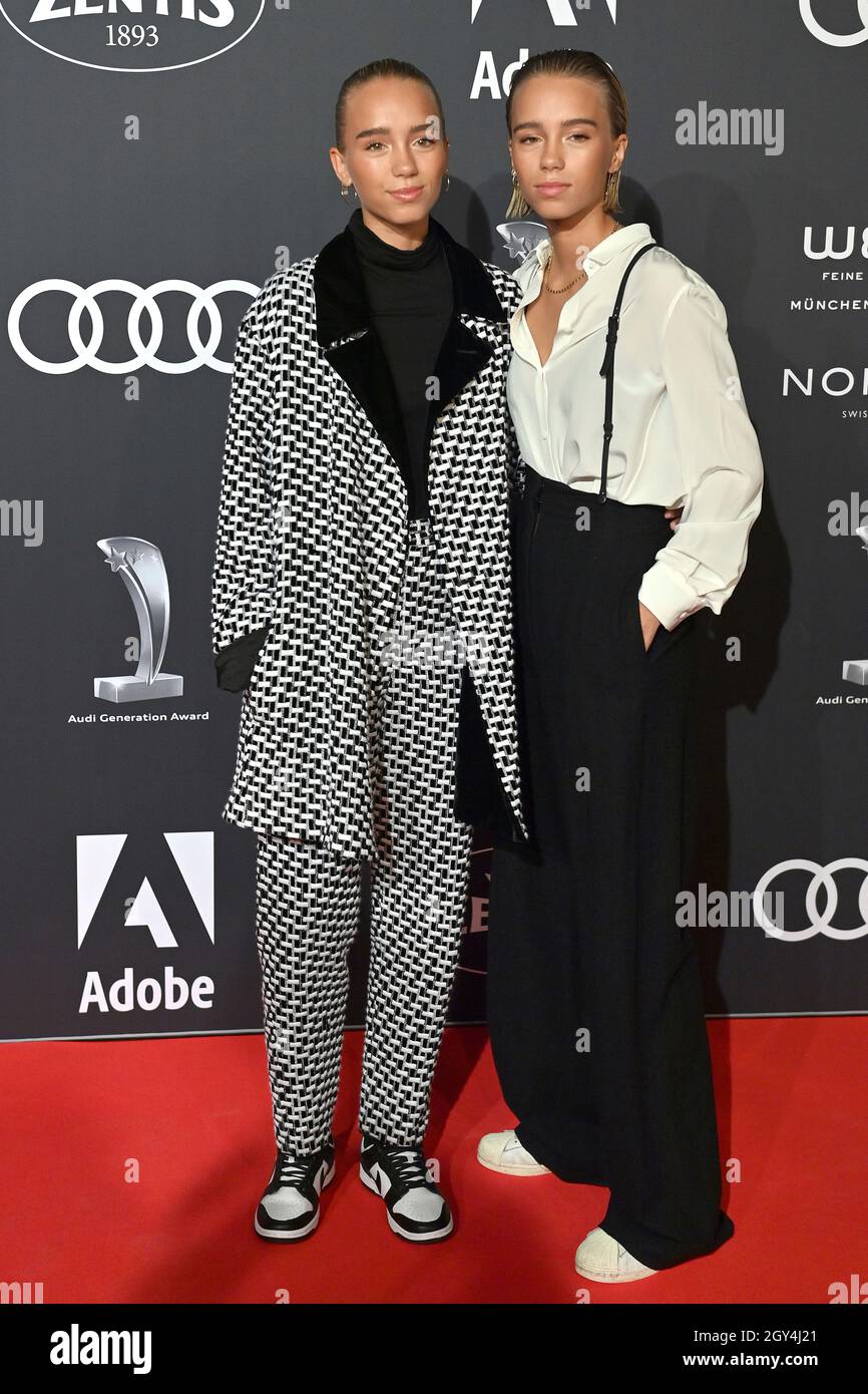 Lisa and Lena (Influencer), AUDI GENERATION AWARD 2021, Red Carpet on ...