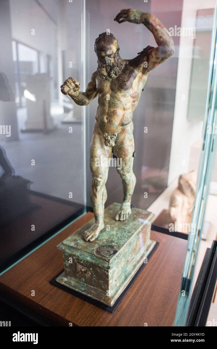 Arles : Museum Arles Antique : Hercules statue (bronze Stock Photo - Alamy