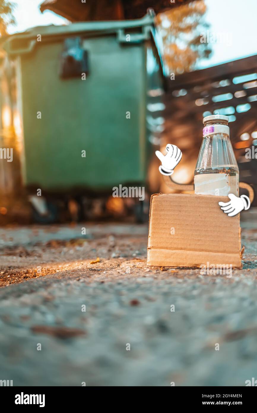 Trash can carton box hi-res stock photography and images - Alamy