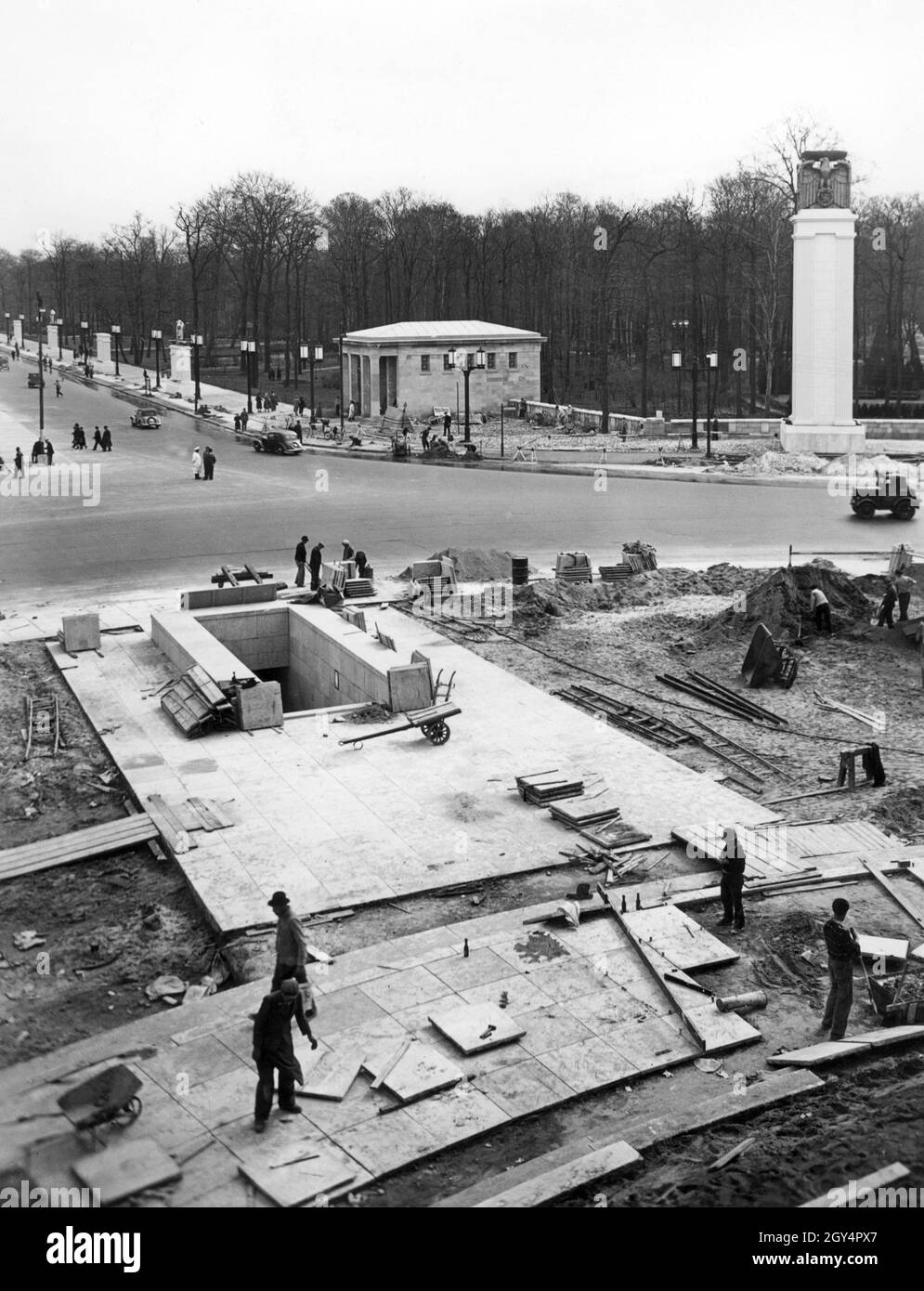 The east-west axis (today: Straße des 17. Juni) in Berlin-Mitte was ...