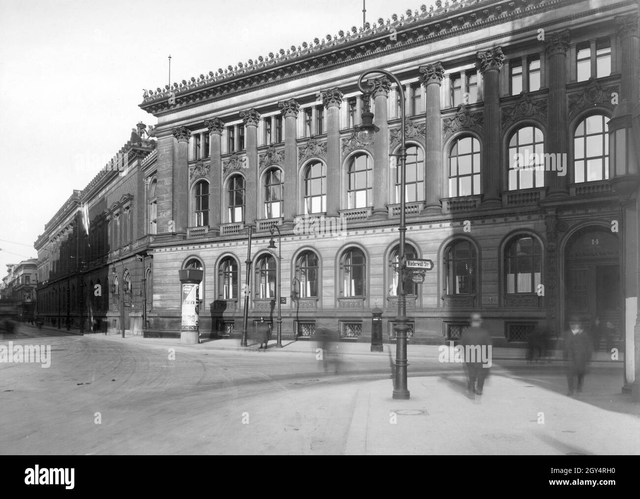 Reichsbank of berlin hi-res stock photography and images - Alamy