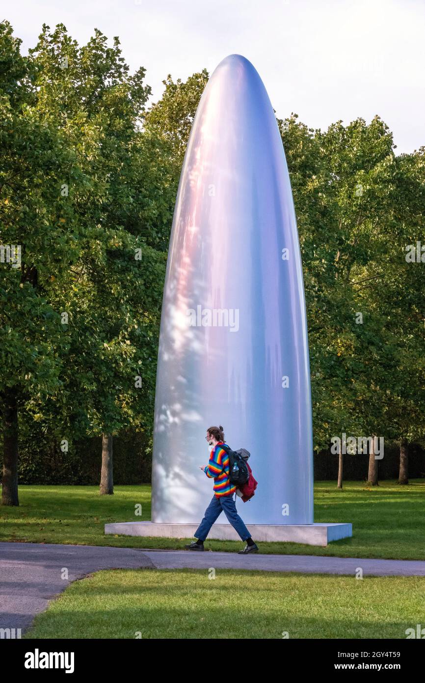 'Quantum Shift' by Gisela Colon at the Frieze Art fair sculpture ...