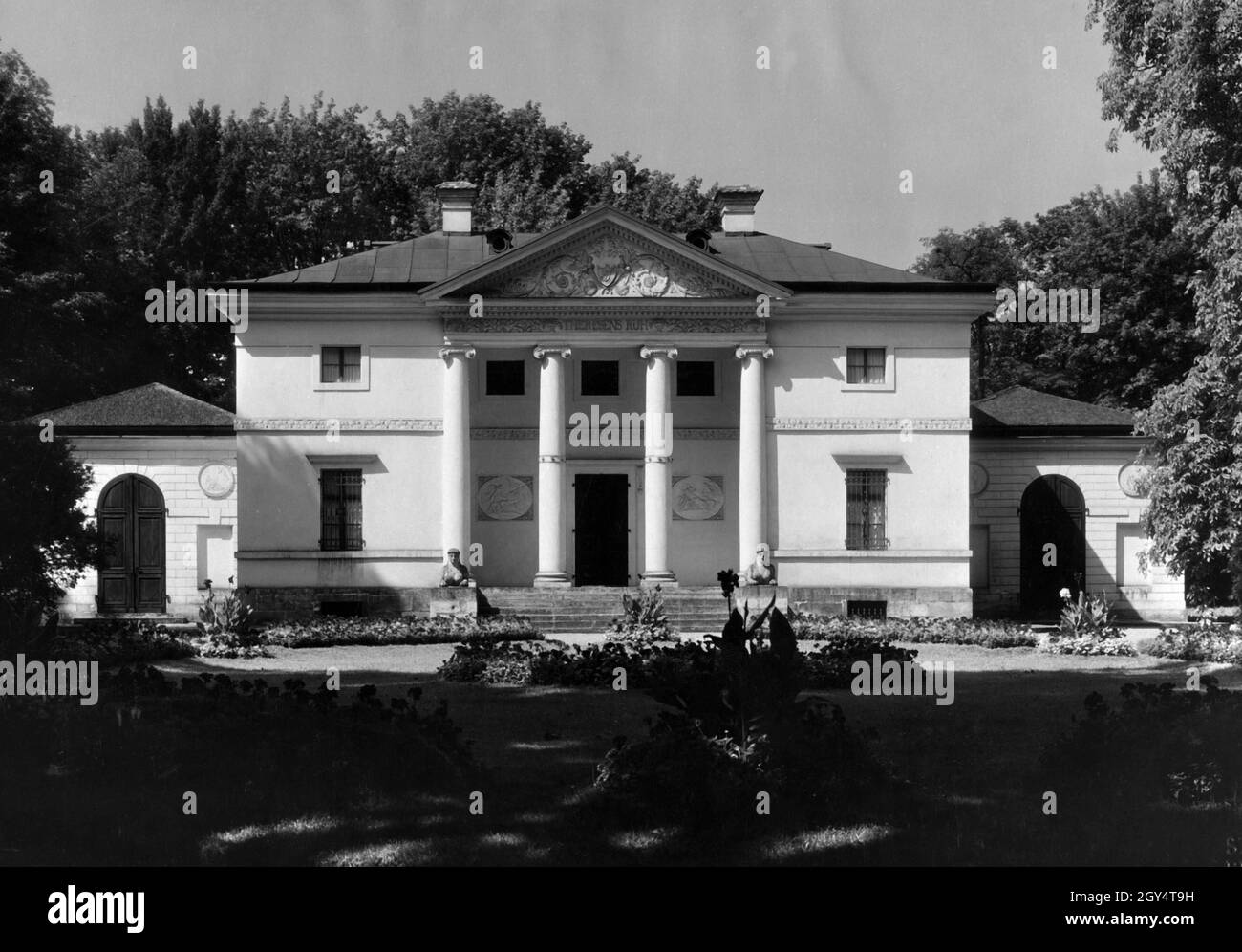 St emmeram castle Black and White Stock Photos & Images - Alamy