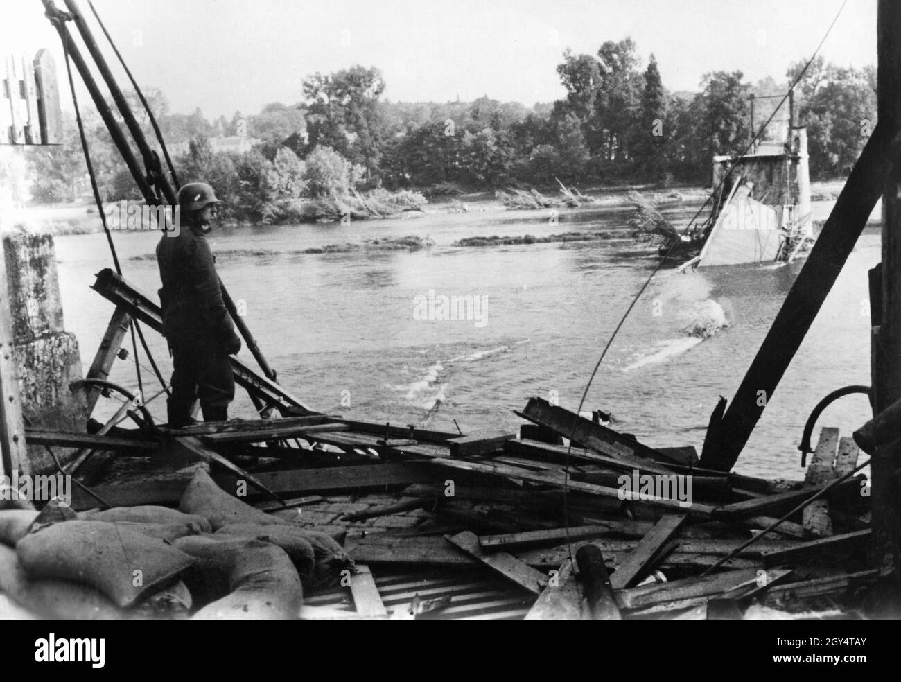 Blown Up Bridge High Resolution Stock Photography and Images - Alamy