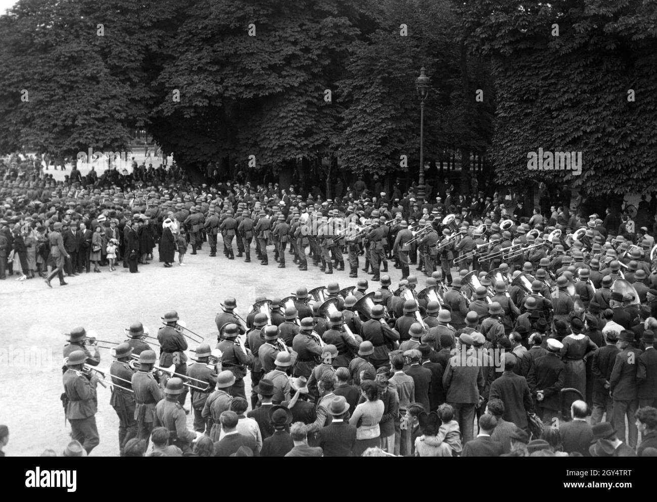 World War II: German military concert in the Tuileries in occupied Paris. [automated translation ...