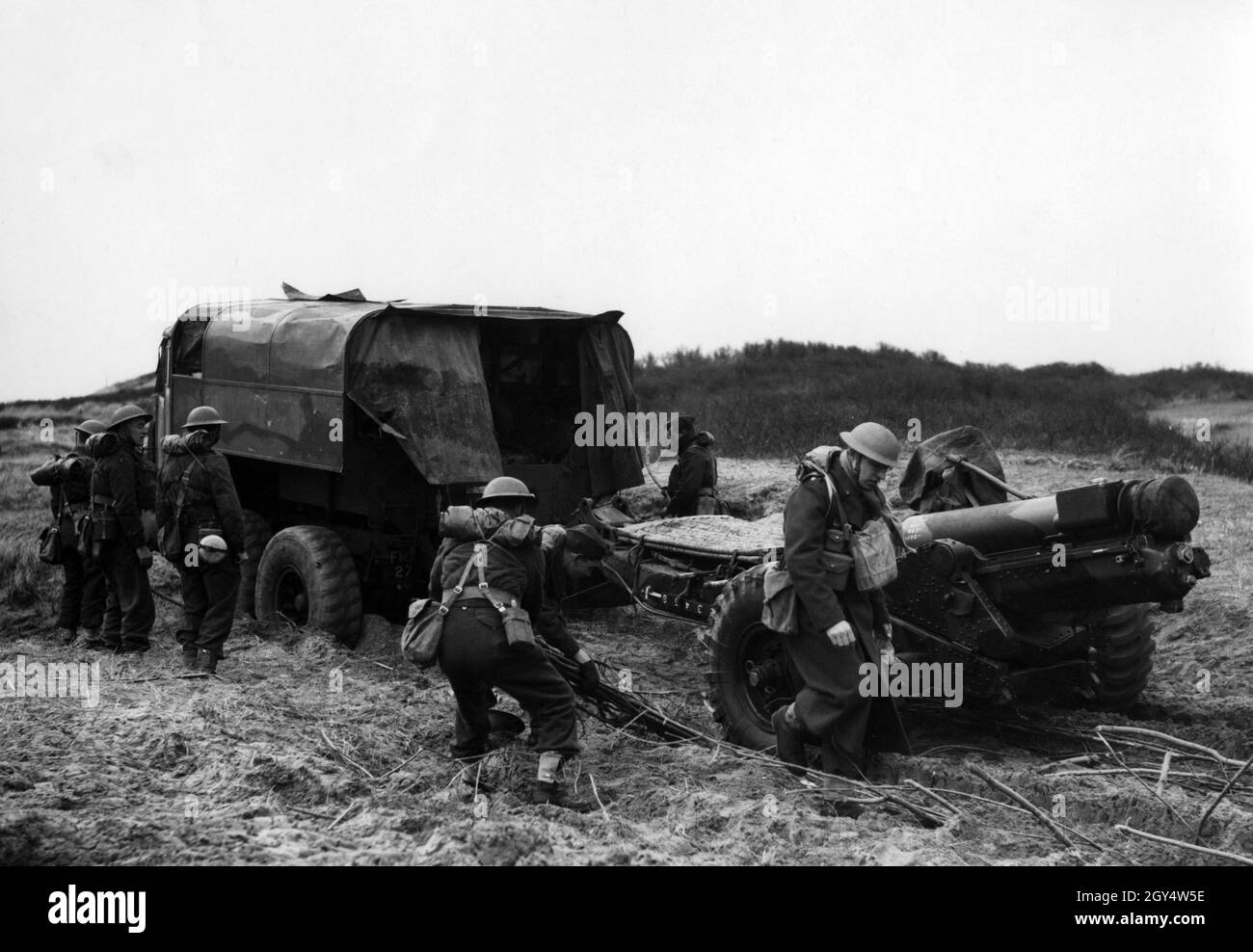 British troops loading guns in France. [automated translation] Stock ...