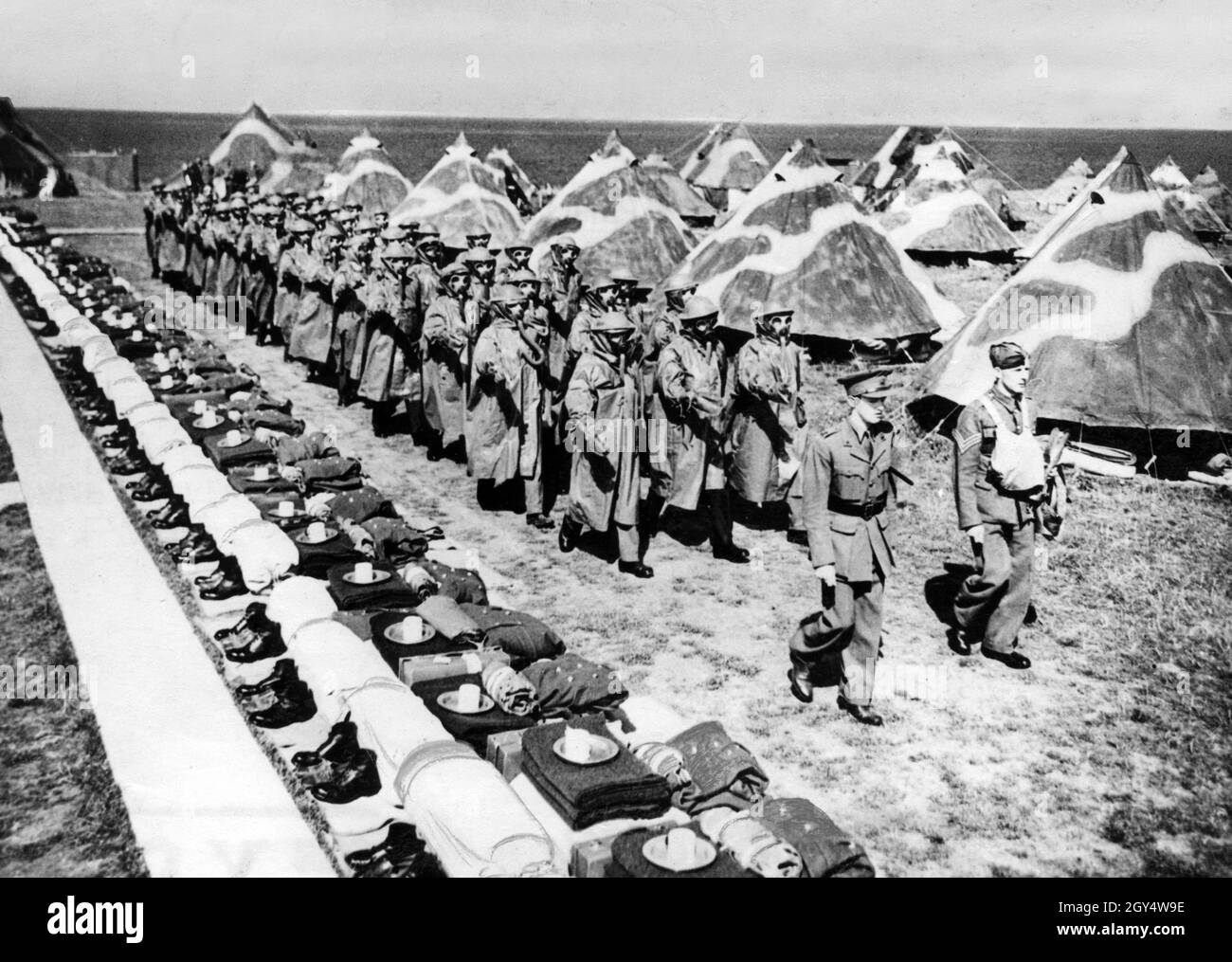 British marines 1940 hi-res stock photography and images - Alamy