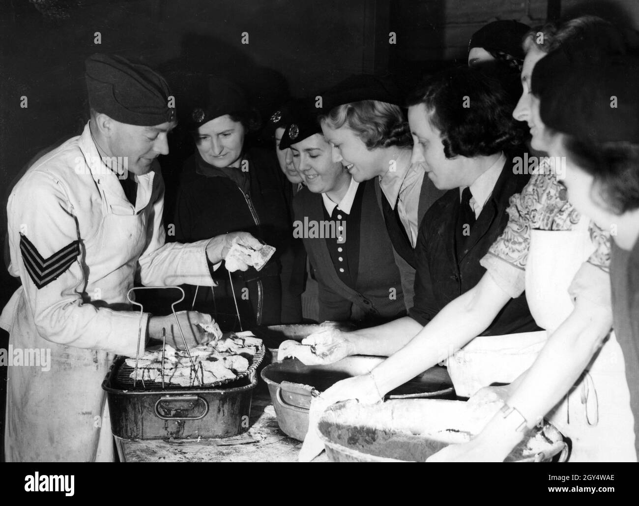 British army women training Black and White Stock Photos & Images - Alamy