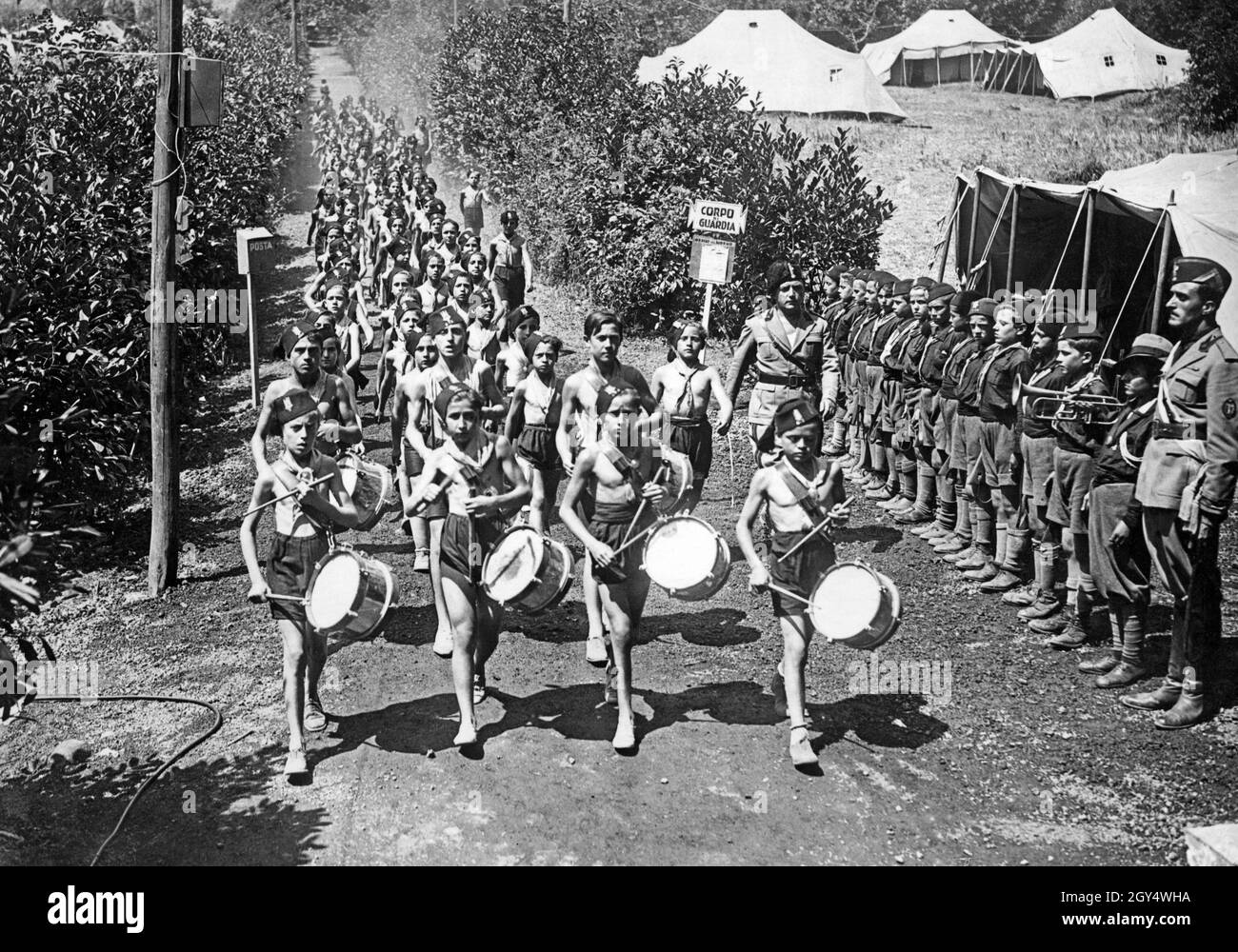 Opera nazionale balilla hi-res stock photography and images - Alamy