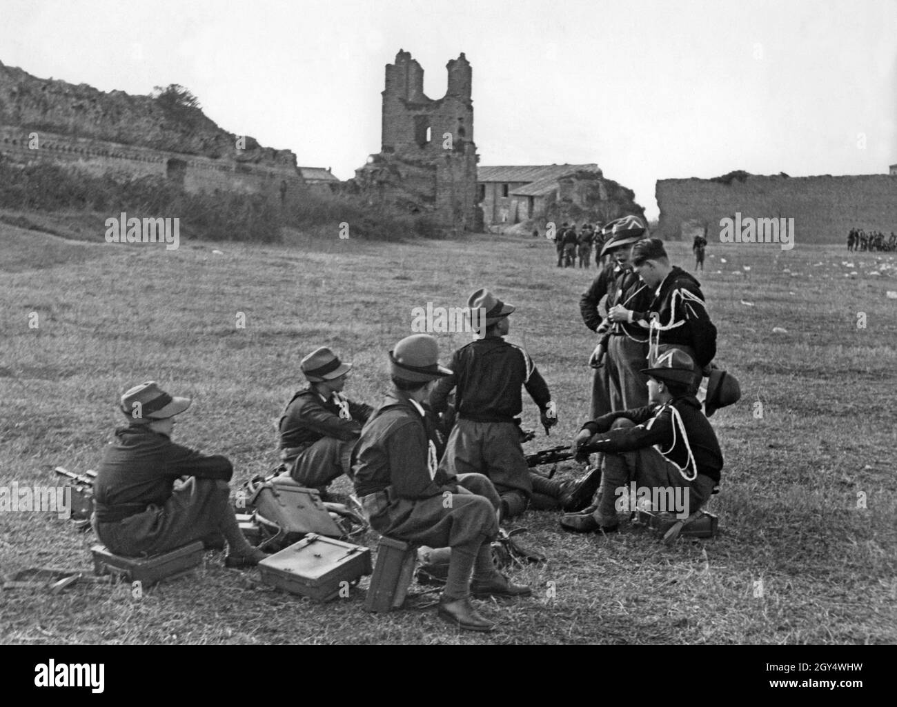 Opera nazionale balilla hi-res stock photography and images - Alamy