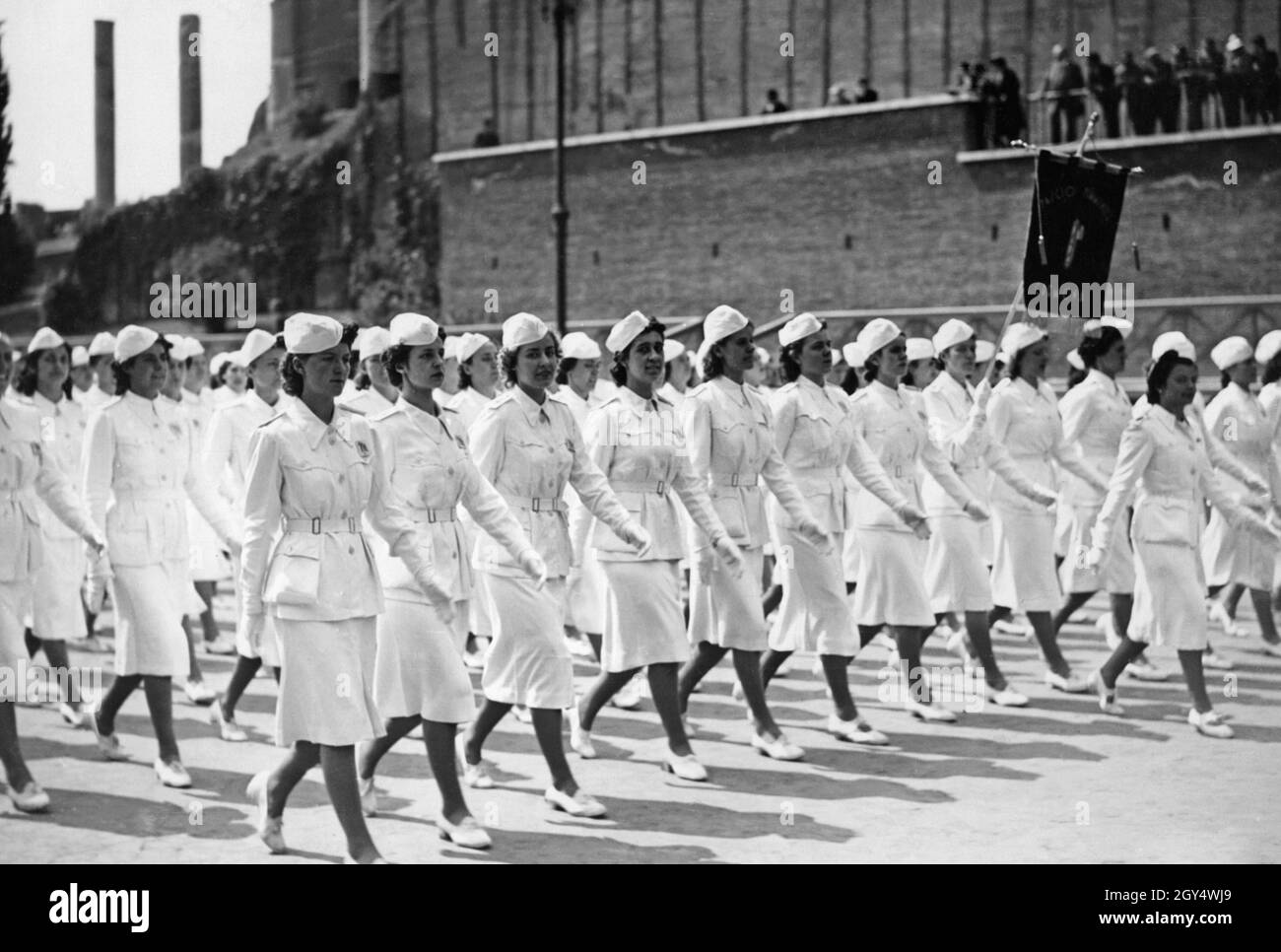 In Rome, on May 26 or 27, 1939, a great parade with tens of thousands ...