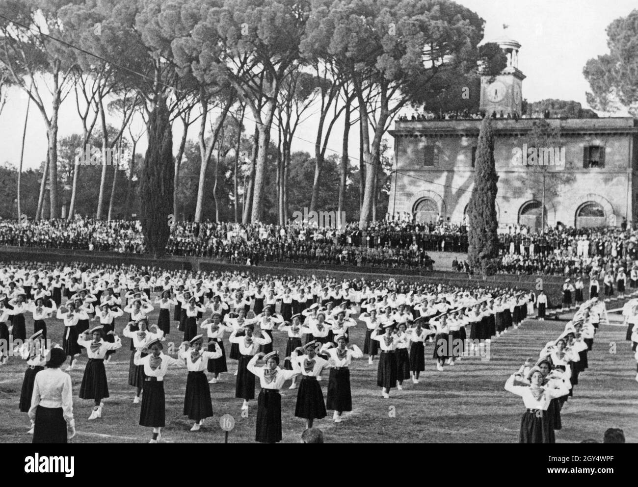 Balilla girls Black and White Stock Photos & Images - Alamy