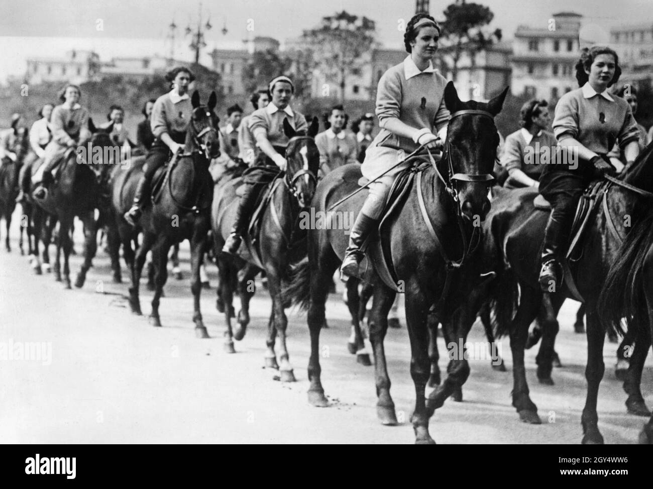 In Rome, on May 26 or 27, 1939, a great parade with tens of thousands ...