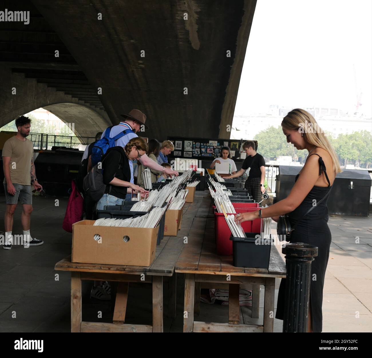 Shopping and browsing at the South Bank Book Market under Waterloo ...