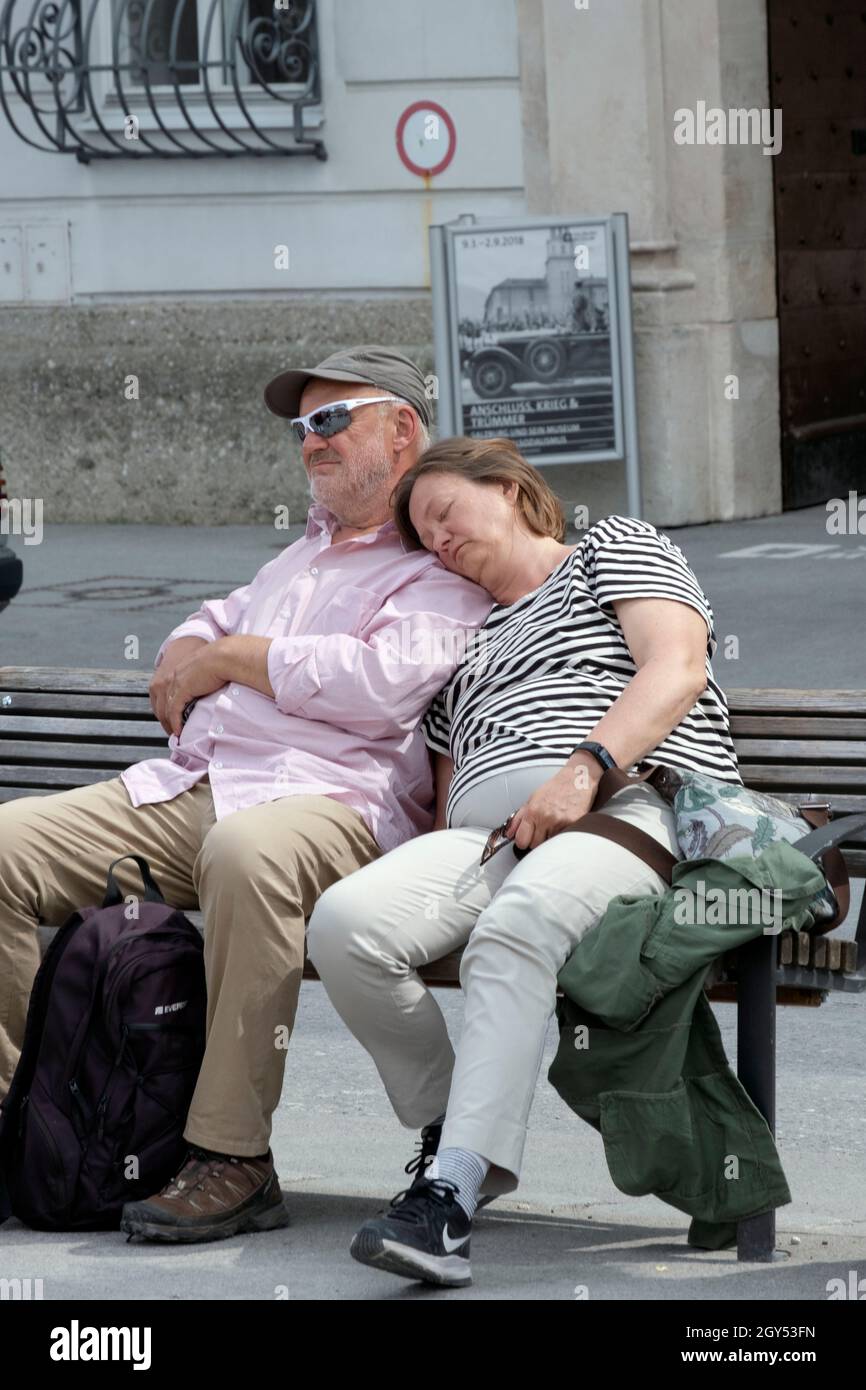 Resting tired rest seated sitting hi-res stock photography and images ...