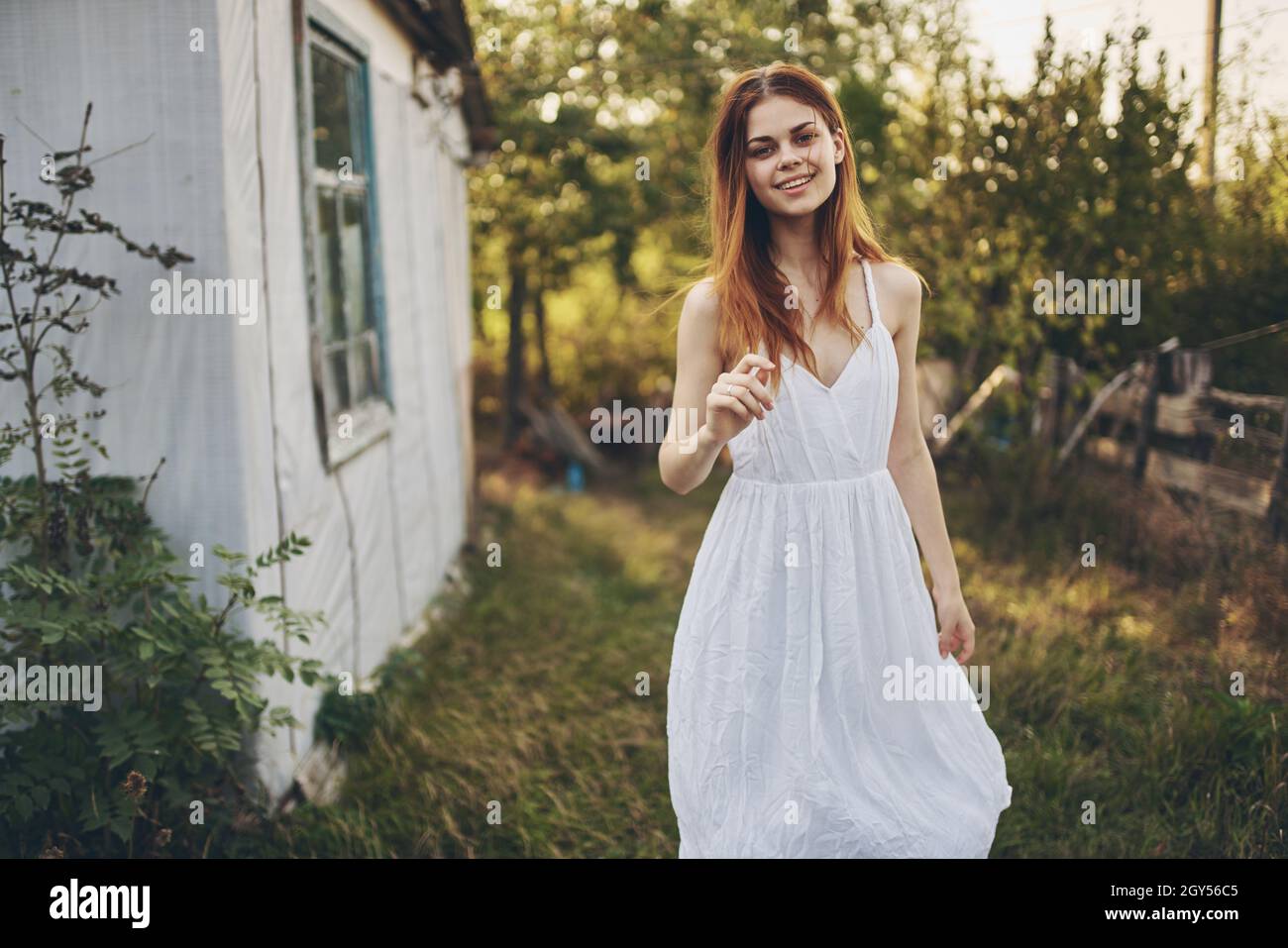 woman summer countryside Sun freedom Stock Photo - Alamy