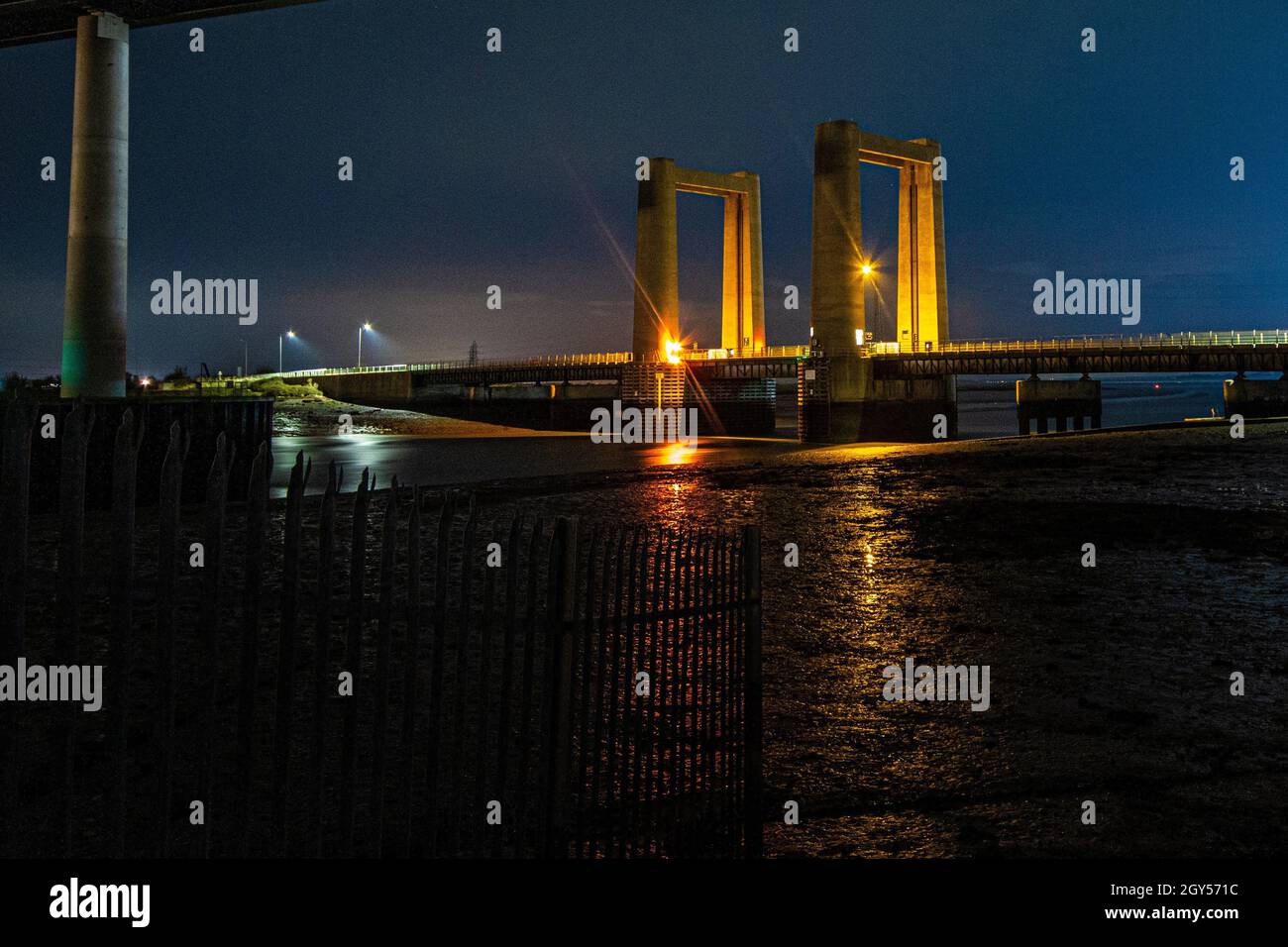 pictures of kingsferry bridge & cross the link from sheerness to ...