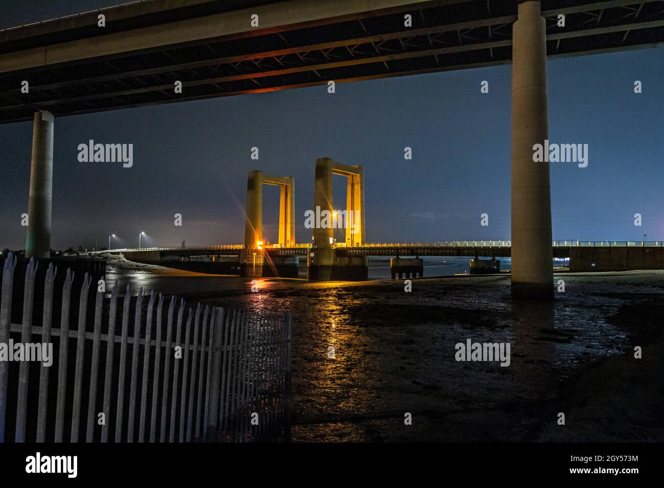 pictures of kingsferry bridge & cross the link from sheerness to ...