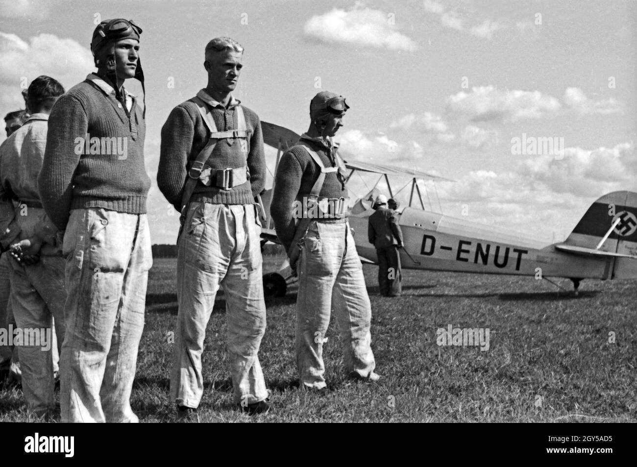 Flugzeug flugzeug wehrmacht luftwaffe hi-res stock photography and ...