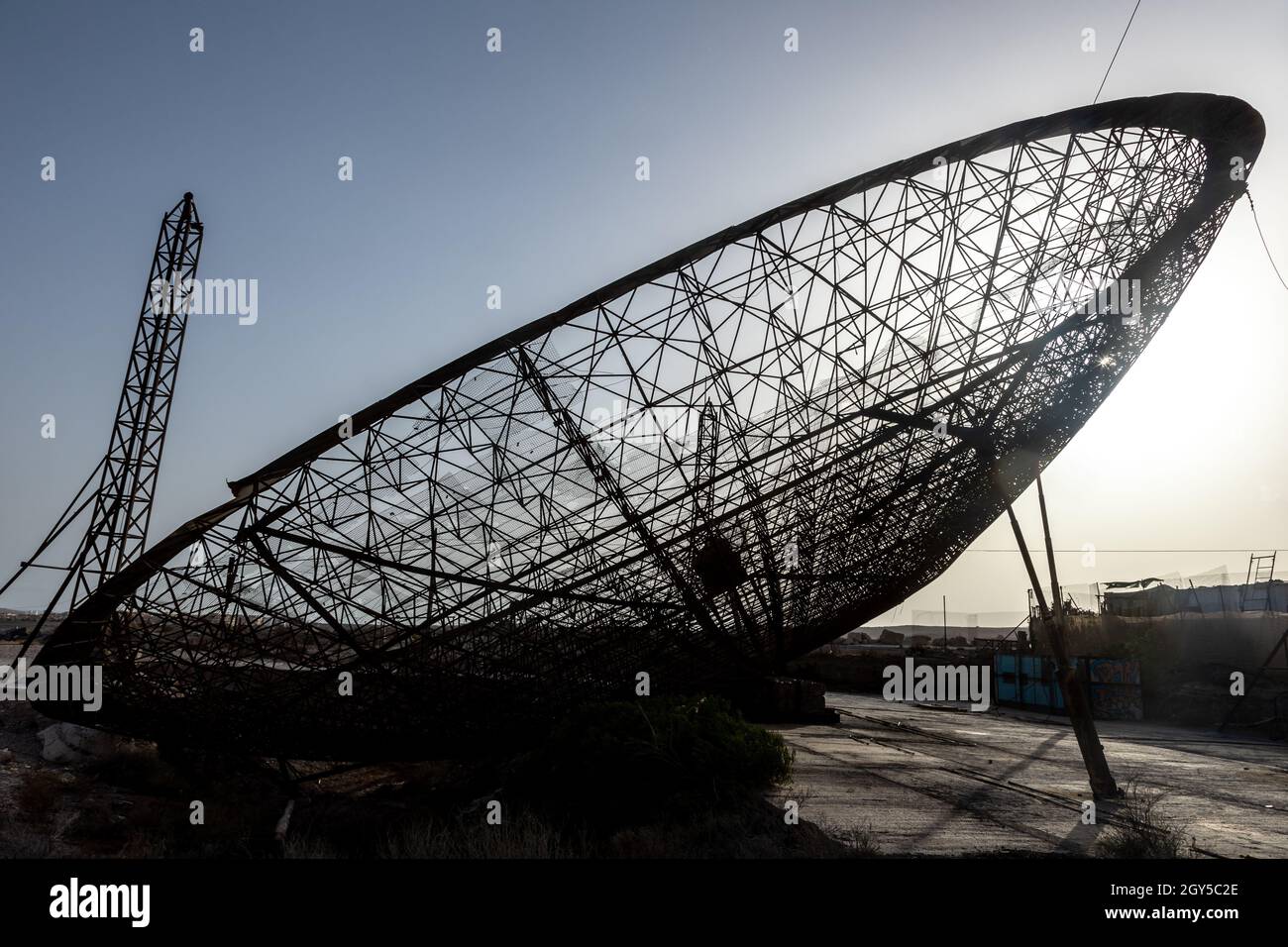 Large radio telescope, an antenna and radio receiver Stock Photo - Alamy