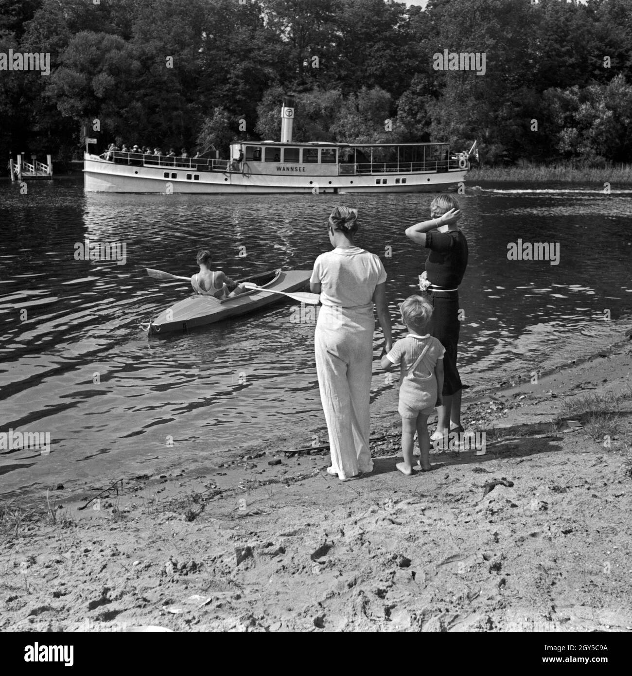 Klepper folding boat hi-res stock photography and images - Alamy