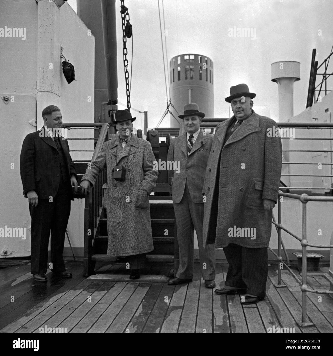 Ford factory 1930s hi-res stock photography and images - Alamy