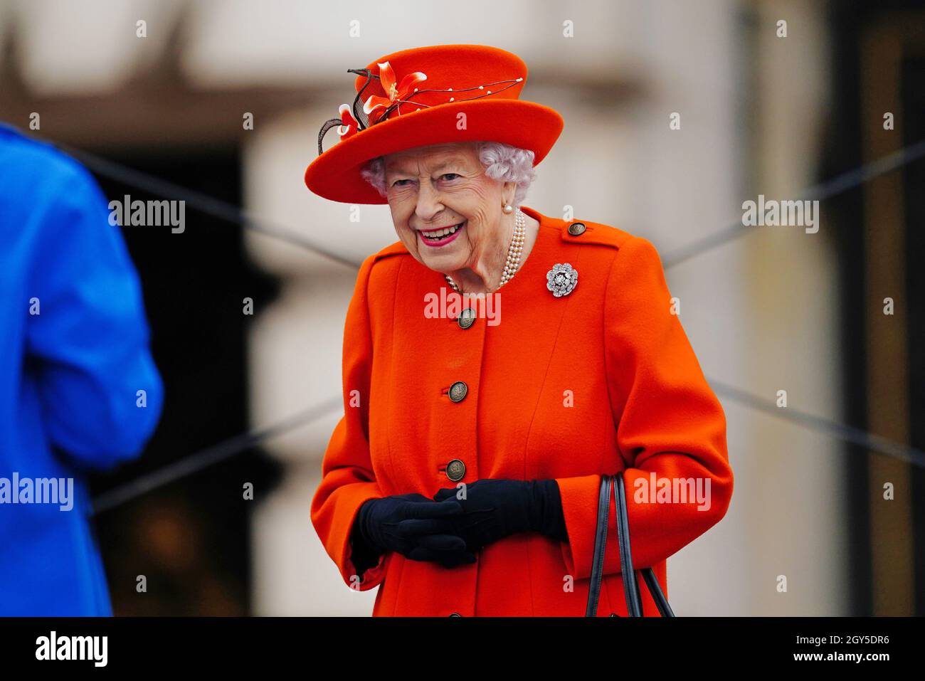 The queen baton relay 2021 hi-res stock photography and images - Alamy