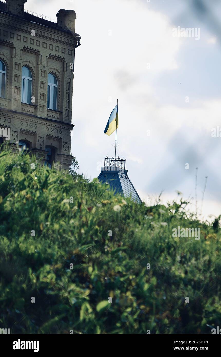 Ukrain flag hi-res stock photography and images - Alamy
