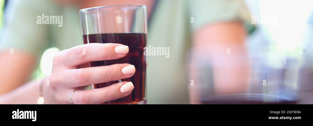 Hand holds glass hi-res stock photography and images - Alamy