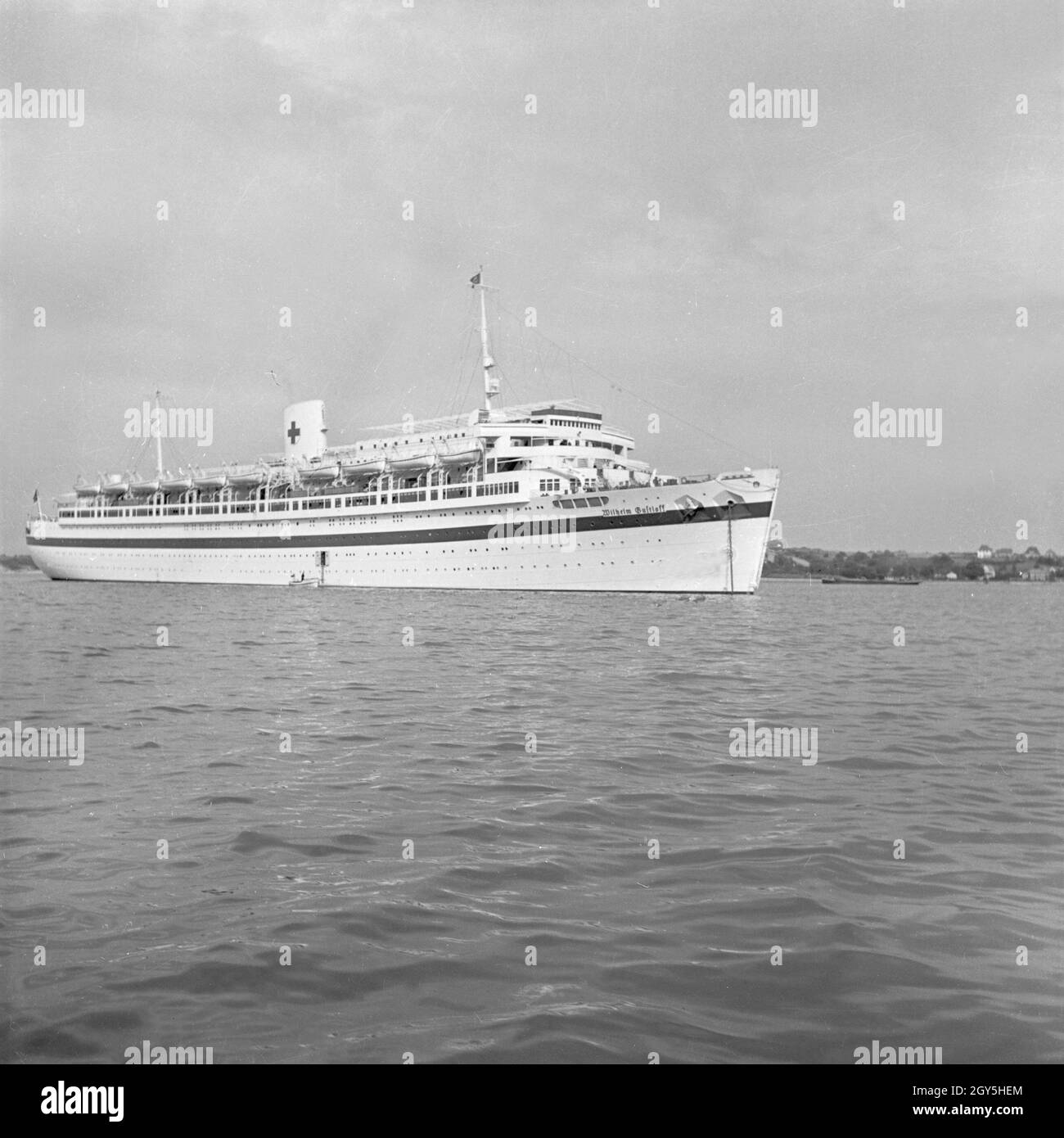 Das am 5. Mai 1937 vom Stapel gelaufene KdF Schiff "Wilhelm Gustloff ...