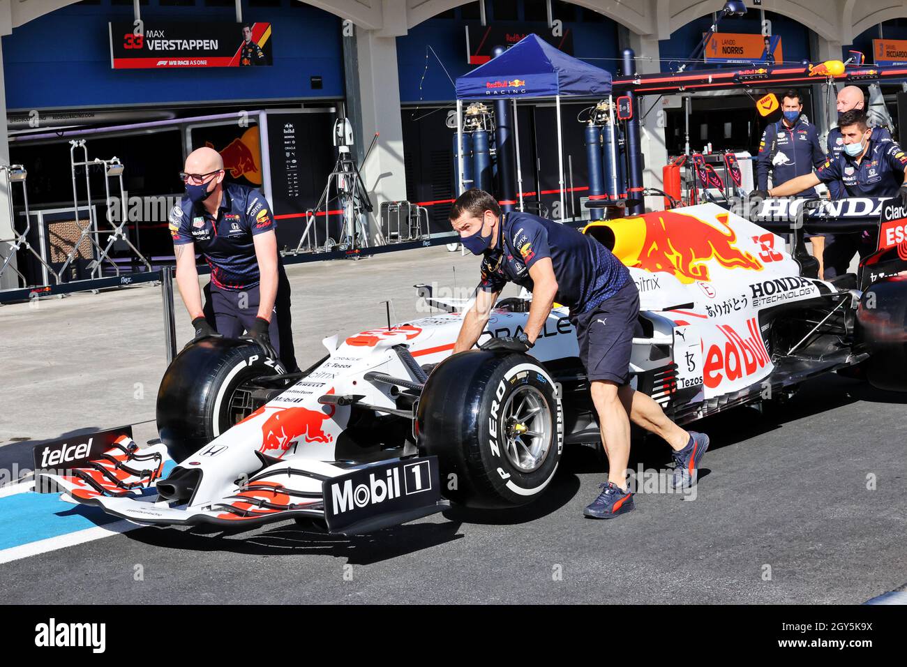 Istanbul, Turkey. 07th Oct, 2021. Red Bull Racing RB16B - special Honda ...