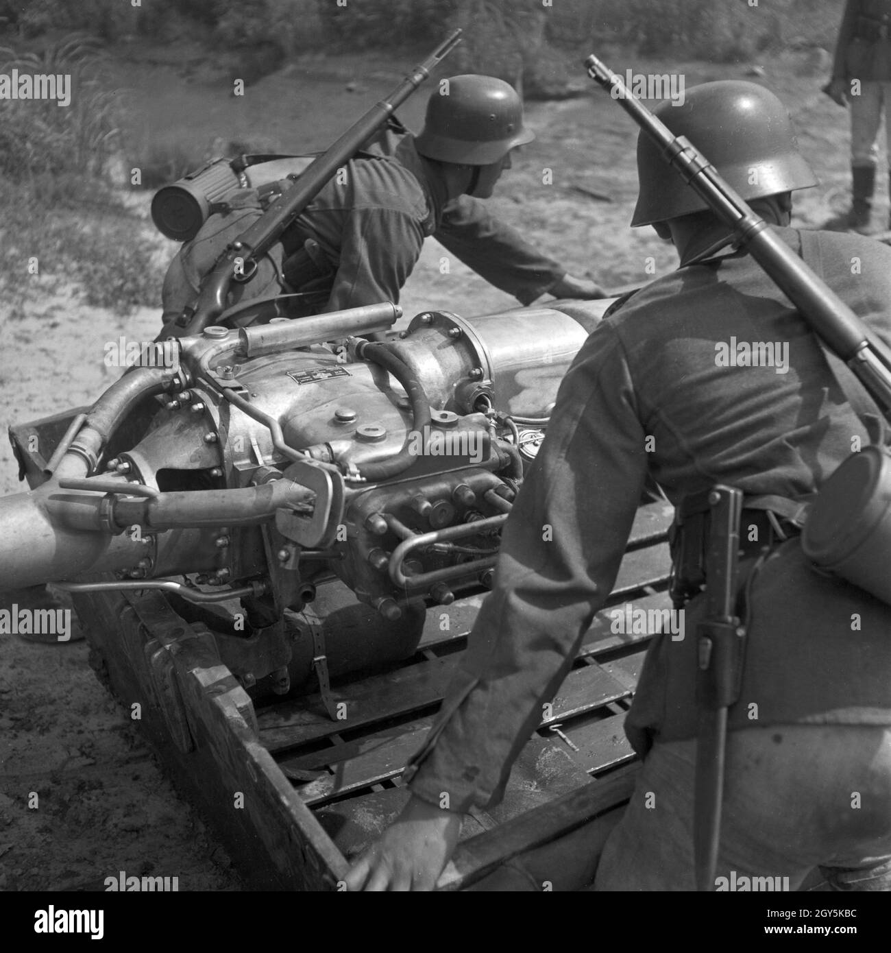 Wwii landmine Black and White Stock Photos & Images - Alamy