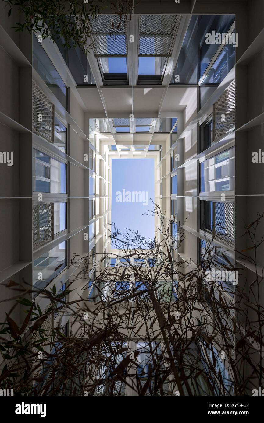 View upwards from interior courtyard. Ribeira 11, Lisbon, Portugal ...