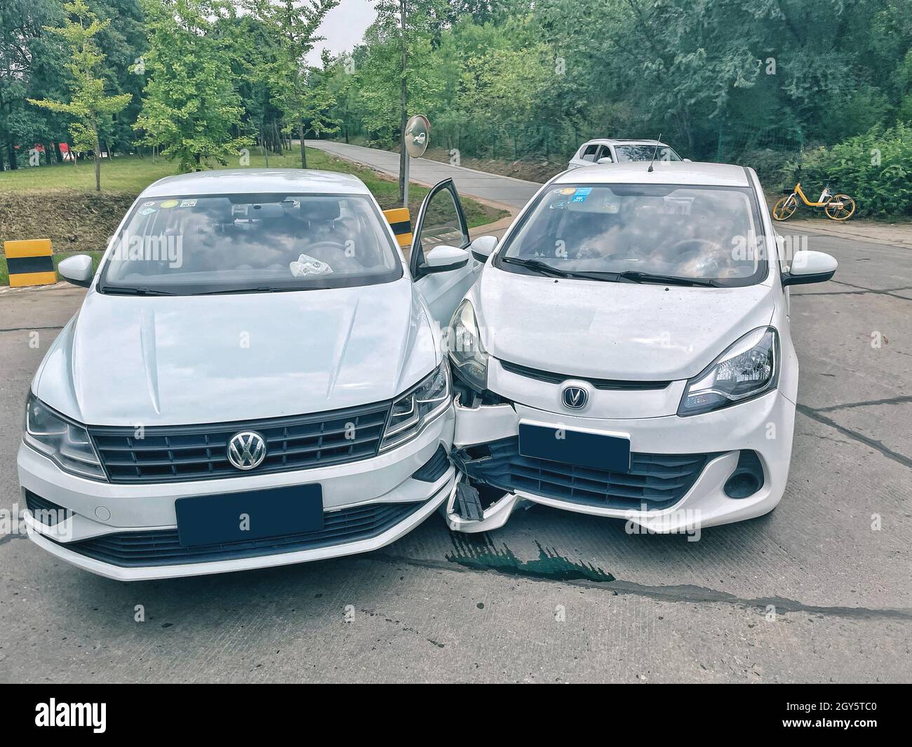 car accident in Chengdu China. 7 Oct 2021 Stock Photo - Alamy