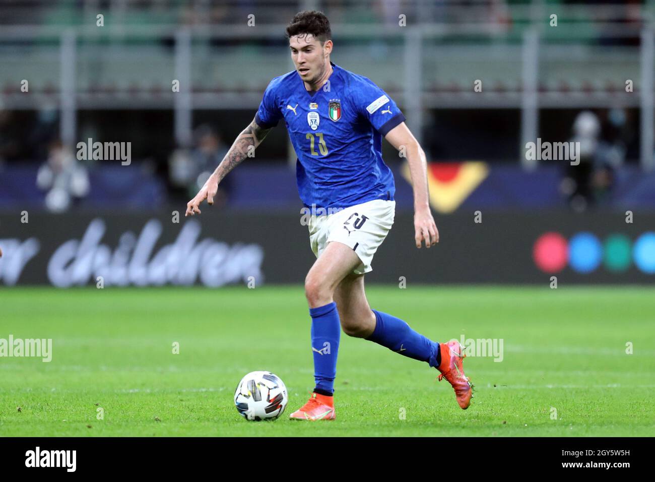 Alessandro Bastoni of Italy controls the ball during the Uefa Nations ...